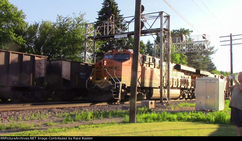 BNSF 8075
